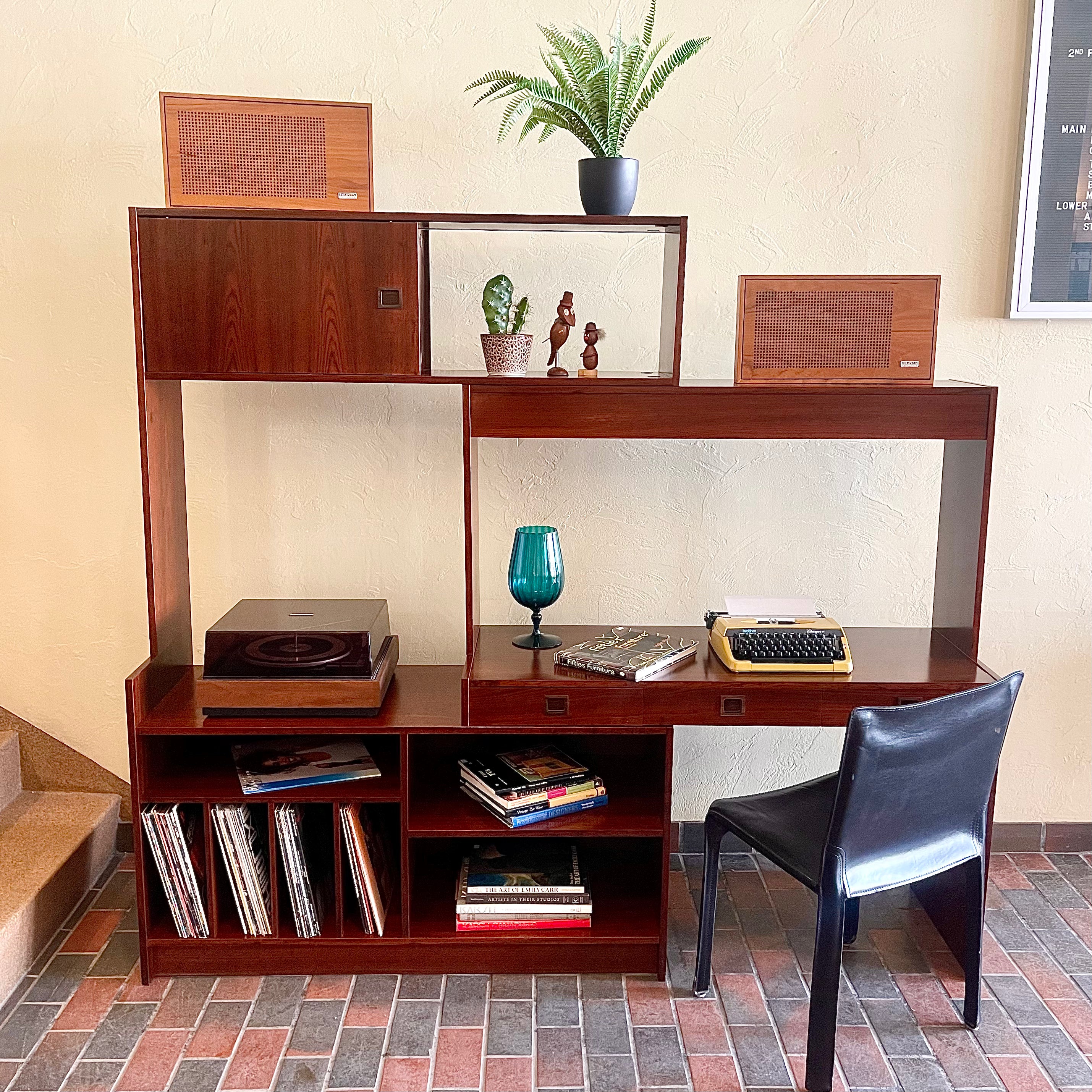 Mid-Century Modern DANISH Adjustable Rosewood Entertainment Unit - Mr ...