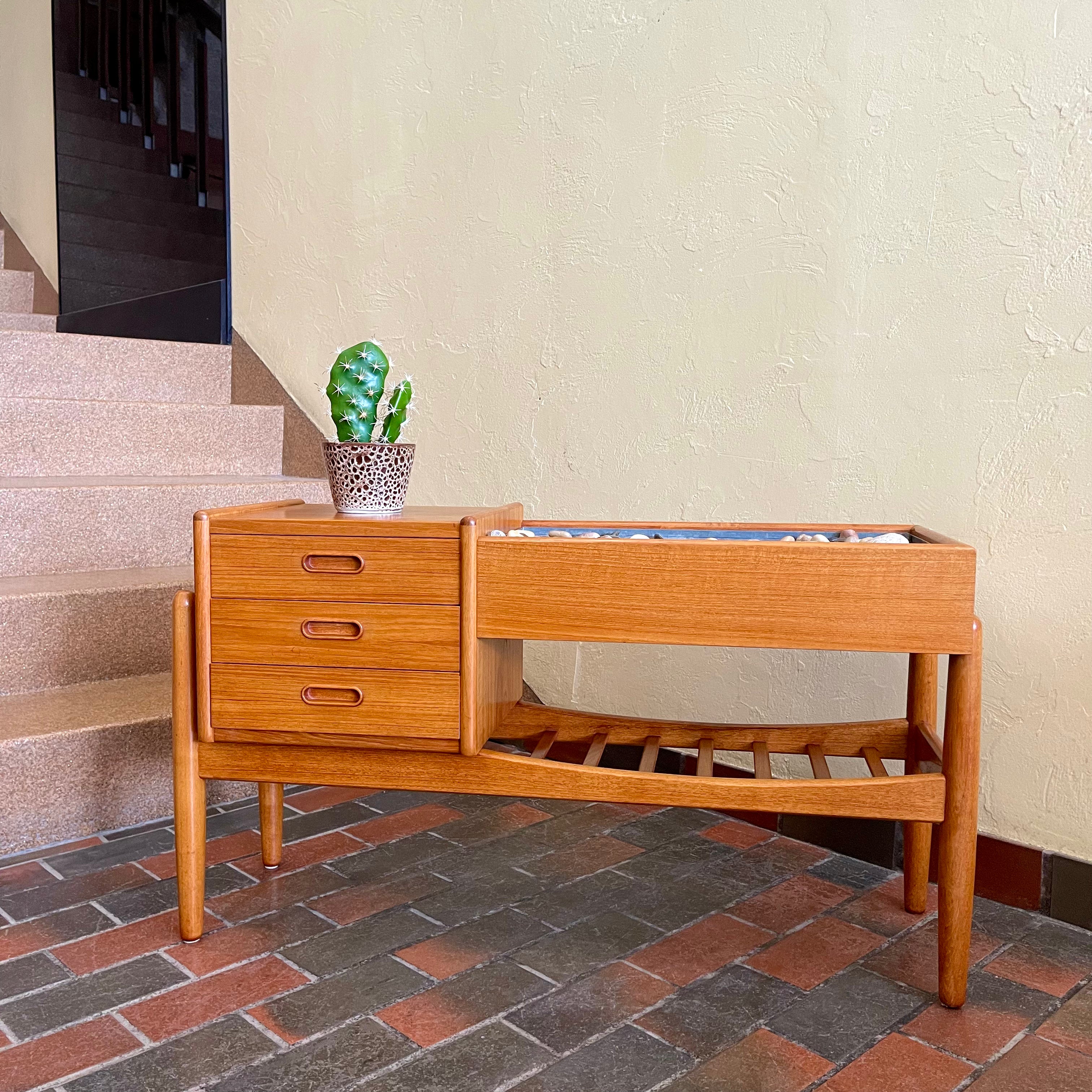 Danish Teak Planter Made in Denmark | Mr. Mansfield Vintage - Mr ...